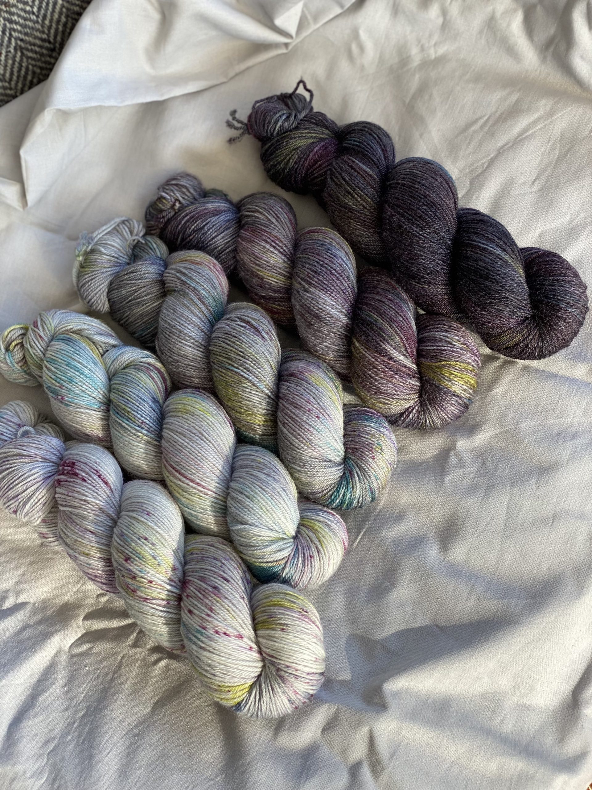 Polar Night Merino Bamboo Fade - Circus Tonic Handmade