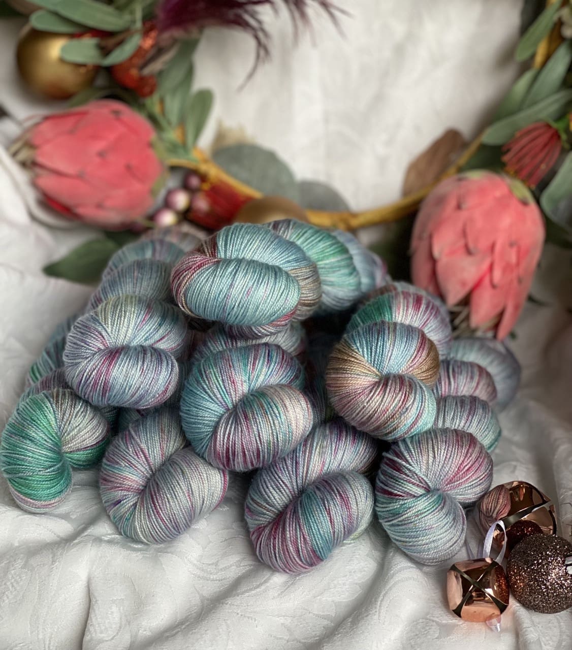 Christmas 2025 Colourway Seacliff Summertime - Circus Tonic Handmade